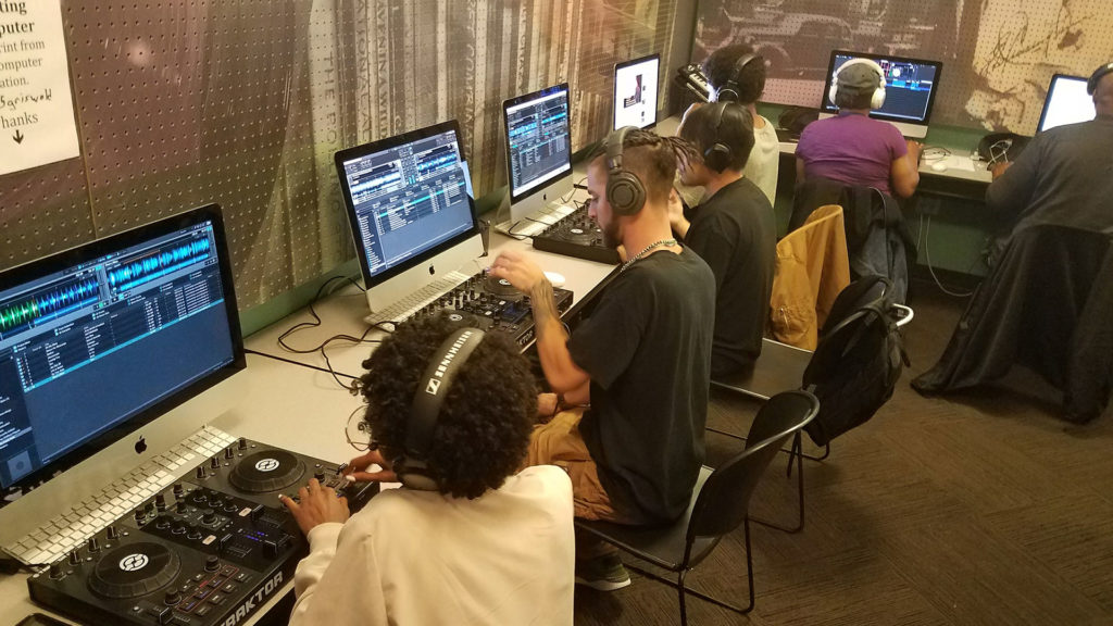 DJ Classes at Mumford High School – Spin Inc Detriot